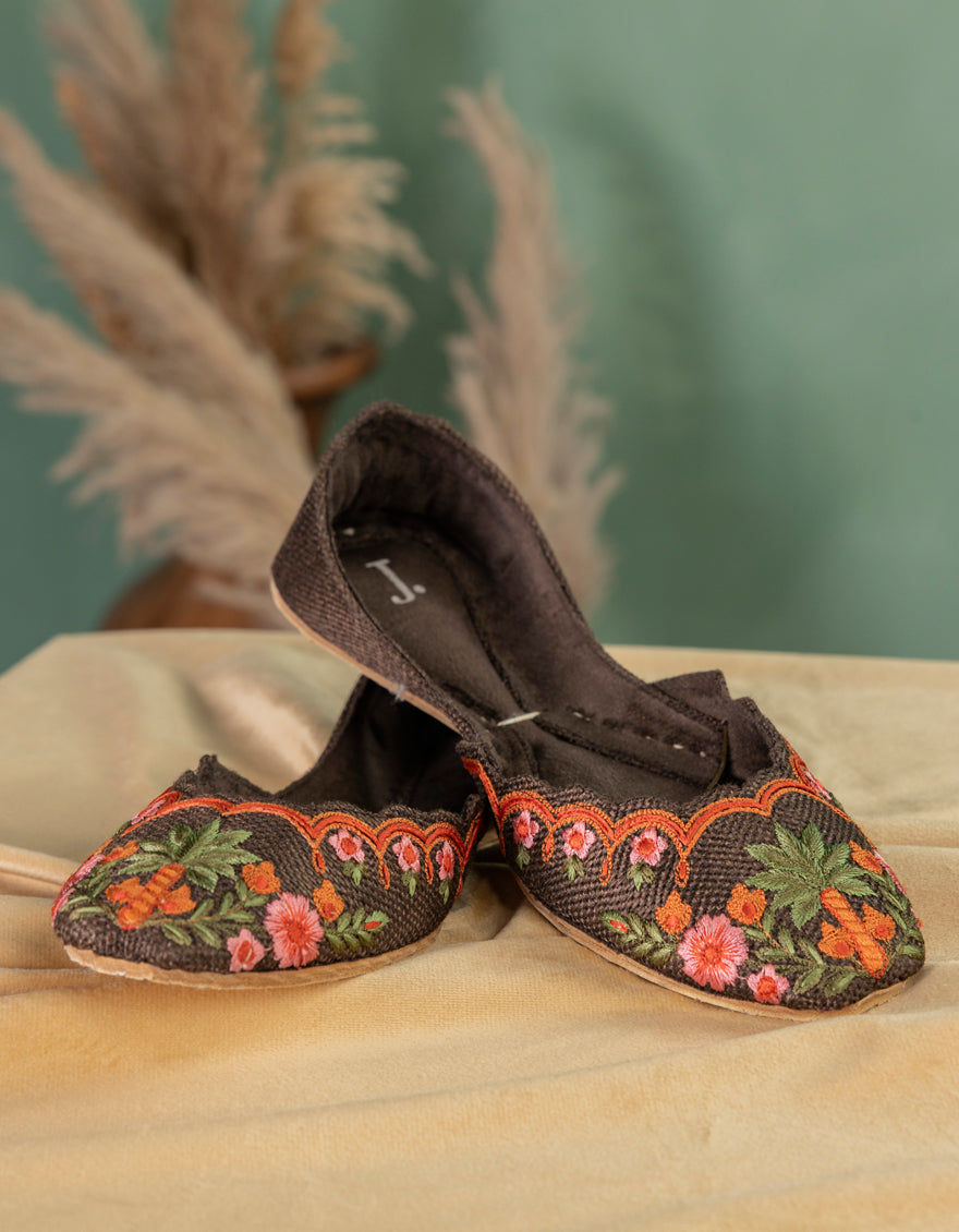 JJ-LKH-25-355 FB/JUTE – J. Junaid Jamshed AU