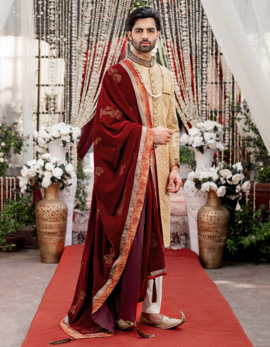 GOLD SHERWANI | JJSW-AU-04-581 – J. Junaid Jamshed AU